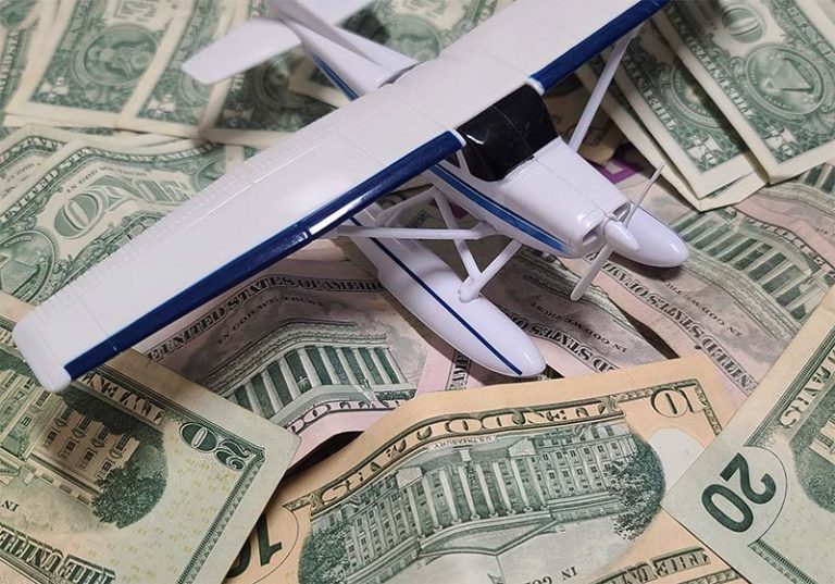 Why Does the Cost of a Pilot License Vary? - FLY8MA Online Flight Training